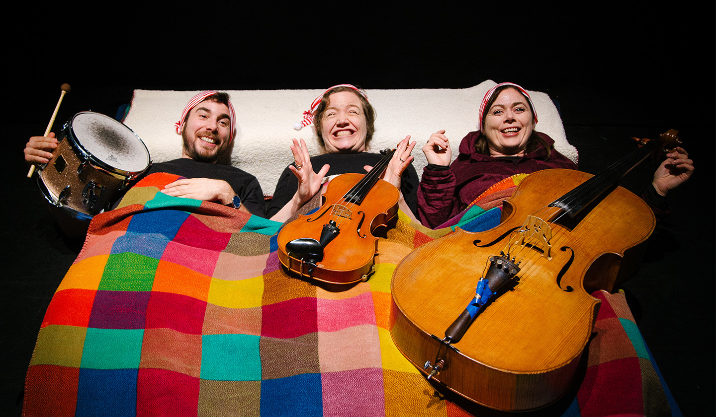 String Play | The Ark, Dublin. Creative Arts Activities for Children